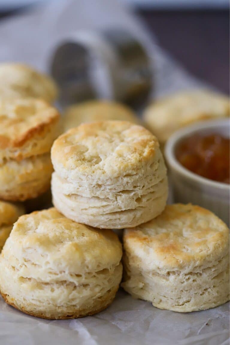 Old Fashioned Buttermilk Biscuits - This Moms Menu