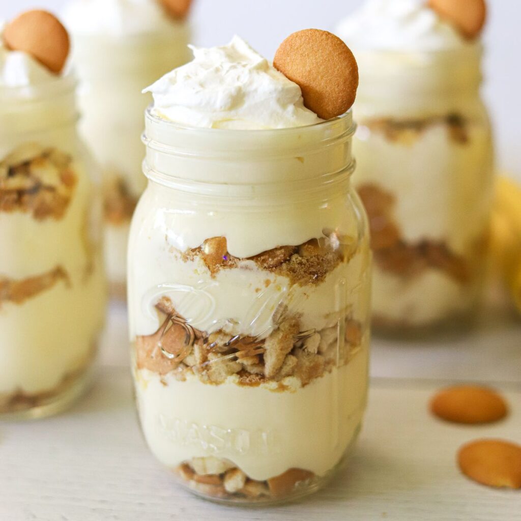 Banana Pudding in a Jar - This Moms Menu